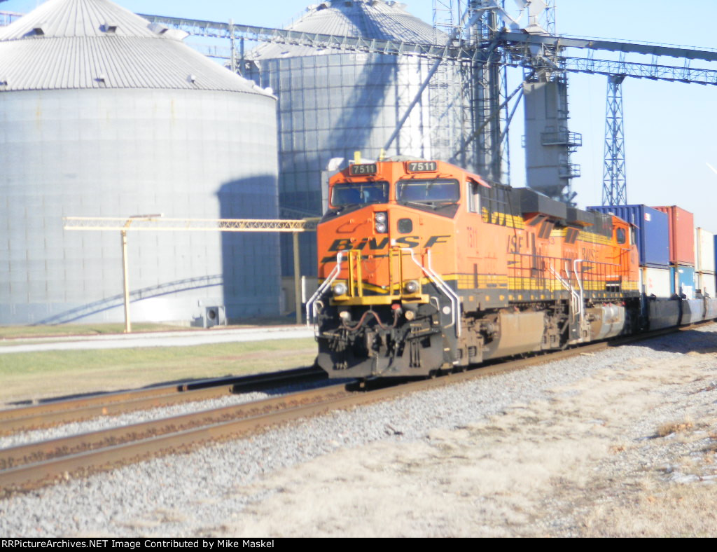 BNSF 7511